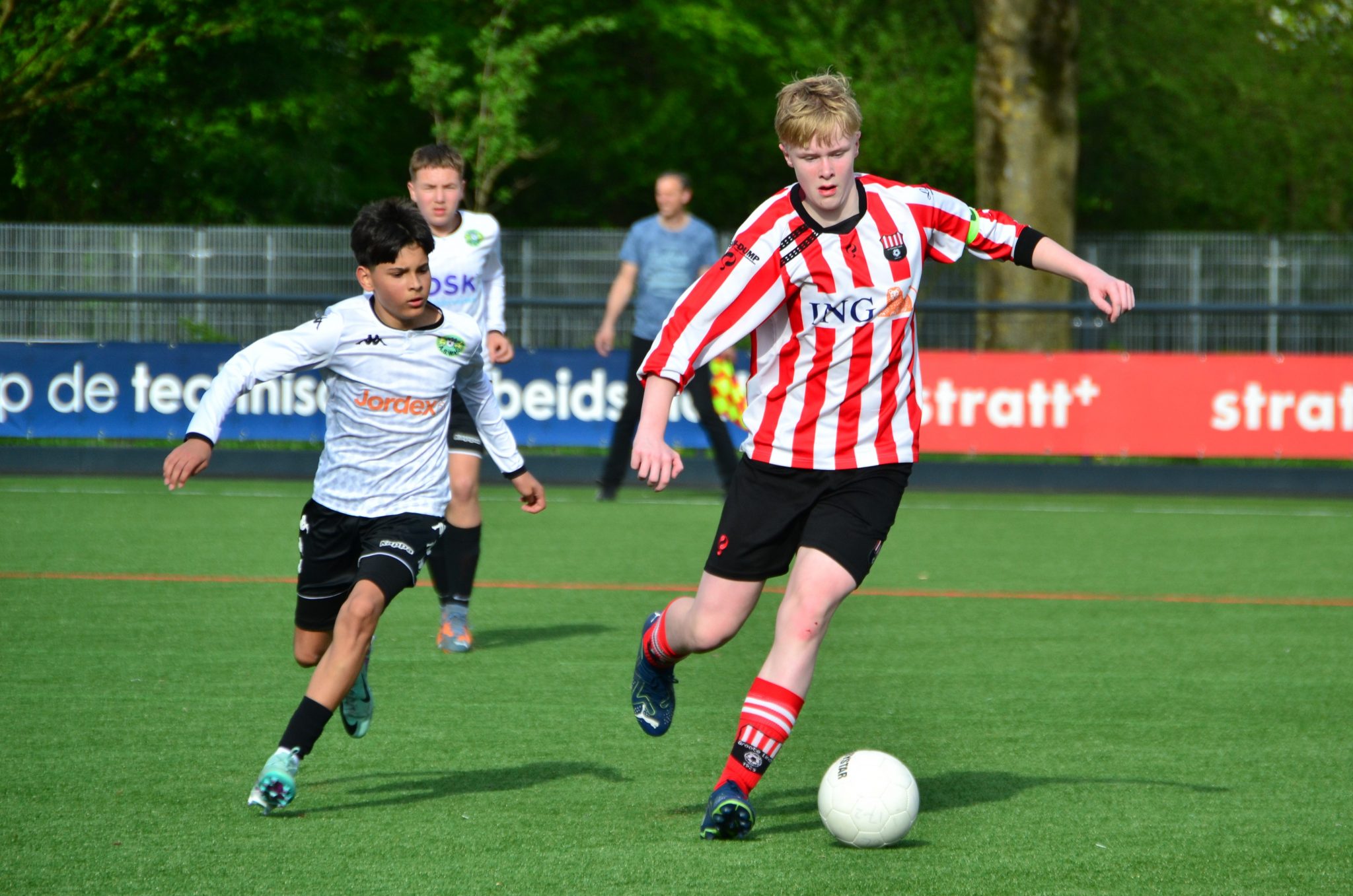 Groote Lindt JO15-1 en ASWH in evenwicht | VV Groote Lindt