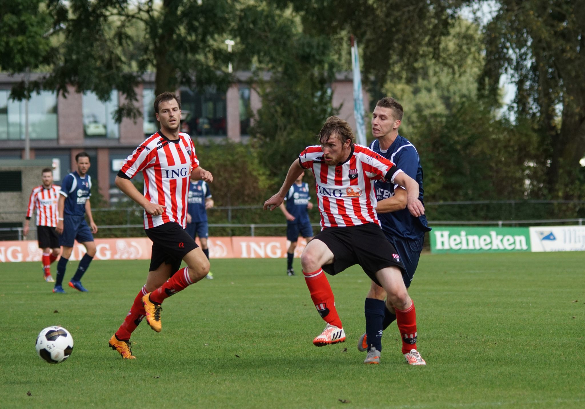 De “corona-fotoserie”: woensdag 15 april 2020 | VV Groote Lindt